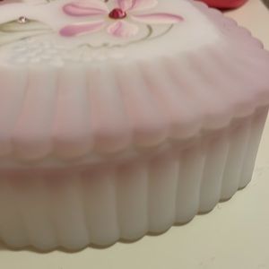 Fenton | Other | Fenton Glass Heart Trinket Box Hand Painted By J ...